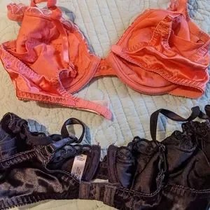 Victoria's Secret | Intimates & Sleepwear | Victorias Secret Set Of 2 ...